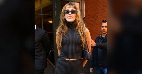 Miley Cyrus Regrets Plastic Hearts Collaboration With Dua Lipa