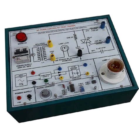 SINGLE PHASE INDUCTION MOTOR CONTROL BY TRIAC