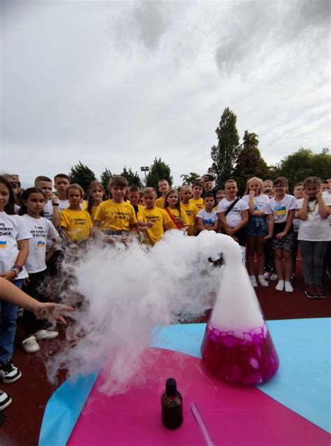СпівДія заради дітей Ужгород Діти в місті Україна