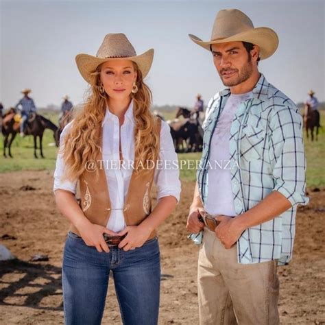 Tierra De Esperanza Elenco Estreno Y Lo Que Debes Saber Del Nuevo Remake De Televisa Infobae