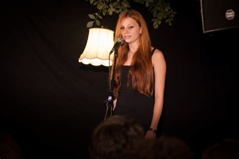 Lara Ermer Vale Photos