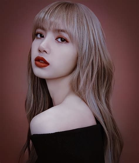 Lisa S Contract With YG Entertainment Expires She Rejected Two Contracts Sparking Heated