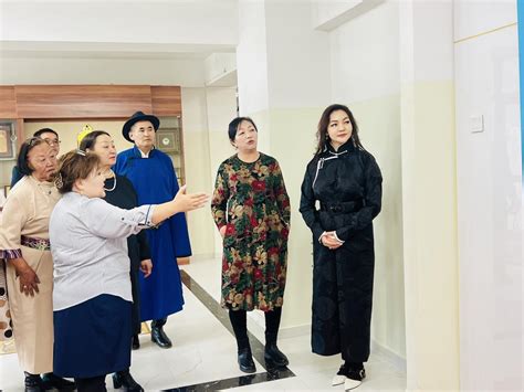 “Ахмадуудтайгаа зөвлөлдье” Өвөрхангай аймгийн улсын бүртгэлийн хэлтэс