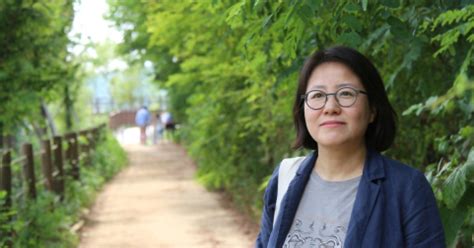 조용호의 나마스테 이야기가 많아야 훨씬 재미있는 세상이 되지 않겠어요