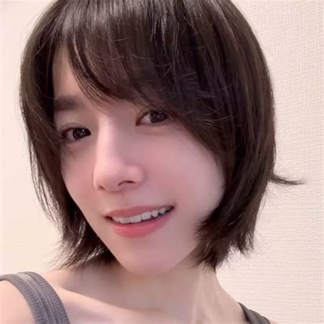 Pin By Raccoon Monday On Hair And Face Millet Singer Eye Candy