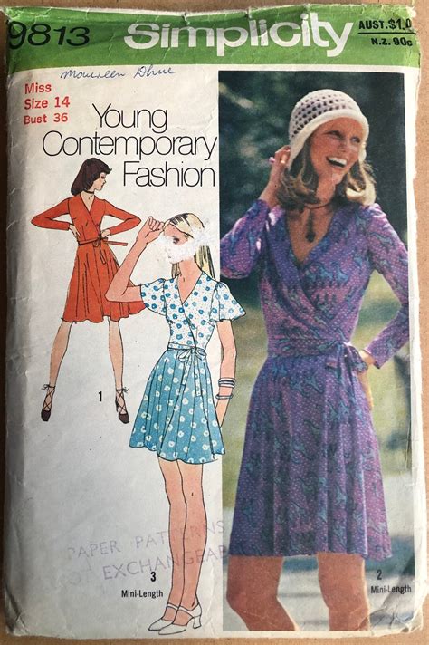 70s Wrap Top Flared Skirt Sewing Pattern Simplicity 9813 Size 14 Waist