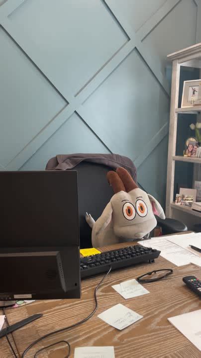 [video] Adim Media Llc By Lori Pace On Linkedin Mondays Are 10x More Fun With Surprise Guests 🤩