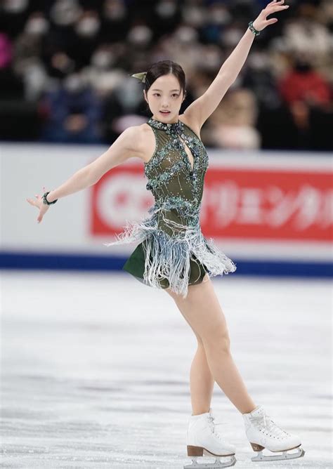 本田真凜のグラビア画像40枚【可愛すぎてやばいです！】 美女の集い