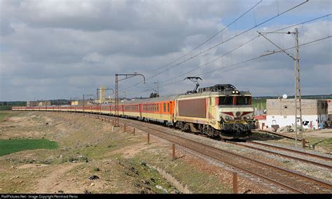 E 1304 Oncf E 1300 At Sidi Hajjaj Morocco By Reinhard Reiss Morocco