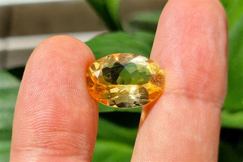 Natural Citrine 939 Ct Oval Yellow Vs Brazil Video