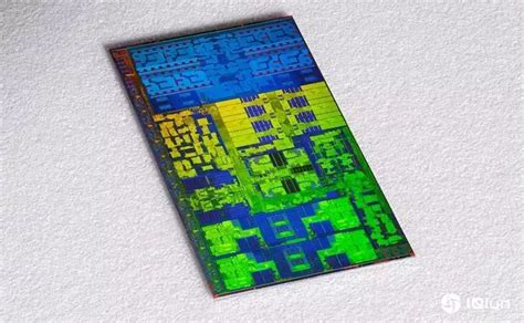 Intel Lunar Lake处理器内核照曝光，台积电n3b制程打造、完整架构设计揭示