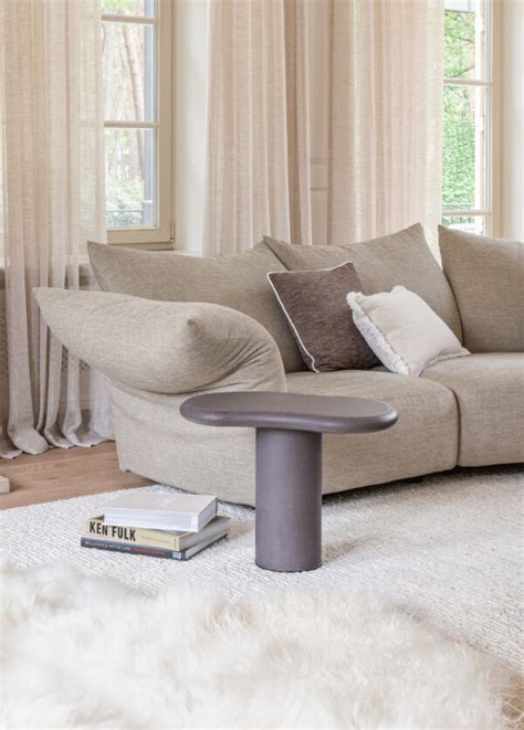 Bieke Casteleyn Side