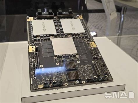 정부 글로벌 톱 Ai 개발할 국가대표 뽑는다데이터·gpu 파격 지원