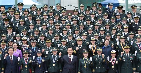 국군간호사관학교 제64기 사관생도 졸업 및 임관식