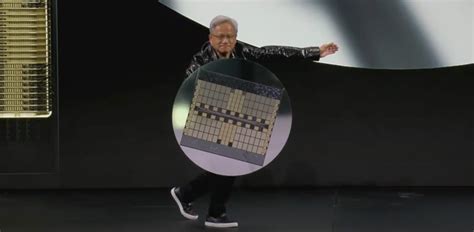 Дженсен Хуанг похвалился что Nvidia обогнала закон Мура