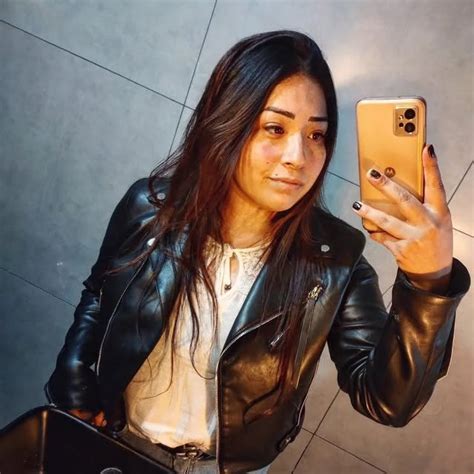 Johana Escalada Johana Escalada Threads Say More