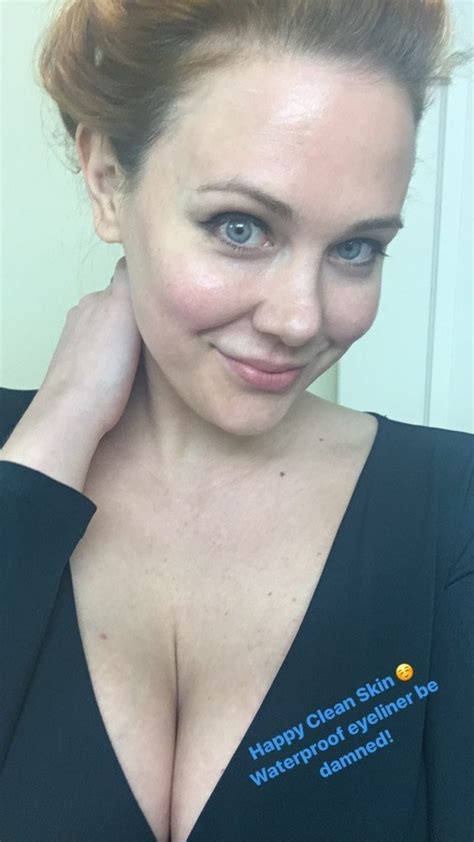 Maitland Ward Baxter Cleavage 4 Hot Photos Thefappening