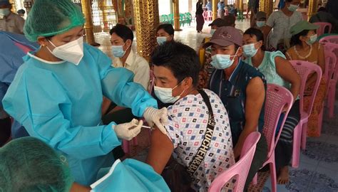 ဇီးကုန်းမြို့နယ်တွင် ကိုဗစ် ၁၉ ရောဂါကာကွယ်ဆေး မထိုးရသေးသော အသက် ၁၈ နှစ်နှင့်အထက် ပြည်သူများအား