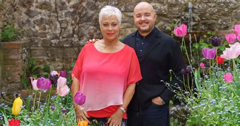 Loose Women Star Denise Welch S Age Husband Home Career Net Worth