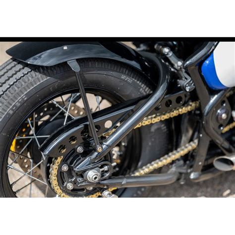 Motone Cutlass Chain Guard For Triumph Bobber Gloss Black Strath Moto