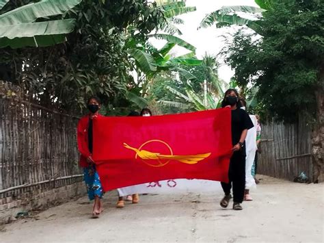 ရွှေနွယ်သွေး လူထု သပိတ်စစ်ကြောင်း စစ်အာဏာရှင် ဆန့်ကျင်ရေး ချီတက် ဆန္ဒပြ Khit Thit Media