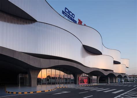 沪杭高速嘉兴服务区:公路上的综合体 Goa大象设计 沪杭高速嘉兴服务区:公路上的综合体 Goa大象设计