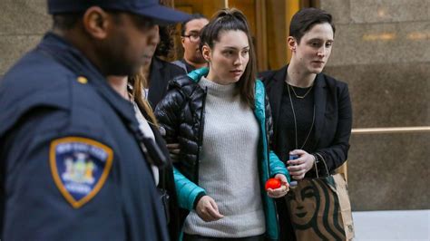 Harvey Weinstein Mutmaßliches Opfer Jessica Mann Bricht Zusammen