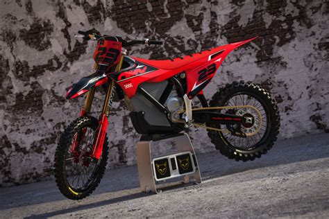 Stark Varg Graphics Kit Holeshot Omxgraphics