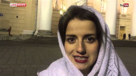 Россиянка ответила на угрозы ИГИЛ антитеррористическими стихами Youtube