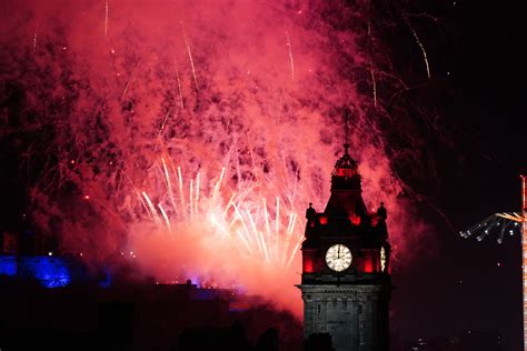 ‘incredible Fireworks Display And Pulp Concert Light Up Hogmanay