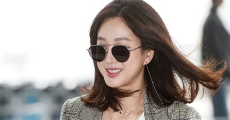 [포토] 정려원 단발머리 휘날리며 런던행