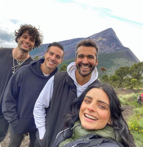 Él Es Jonathan Kubben El Nuevo Novio De Aislinn Derbez