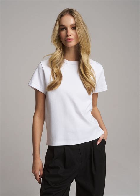 Футболка жіноча Carmila з щільної бавовни біла купити в Україні Київ