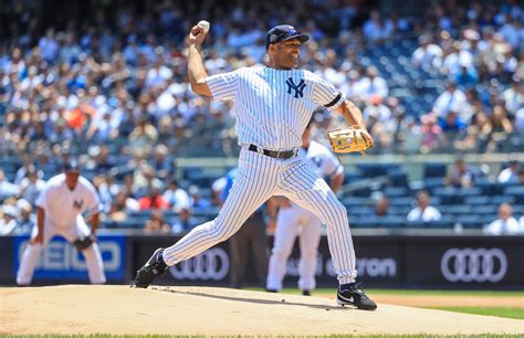 Mariano Rivera Steals The Show At Yankees Old Timers Day Game