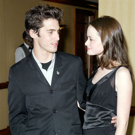 Alexis Bledel Alexis Bledel Modemut In Los Angeles Tv Today