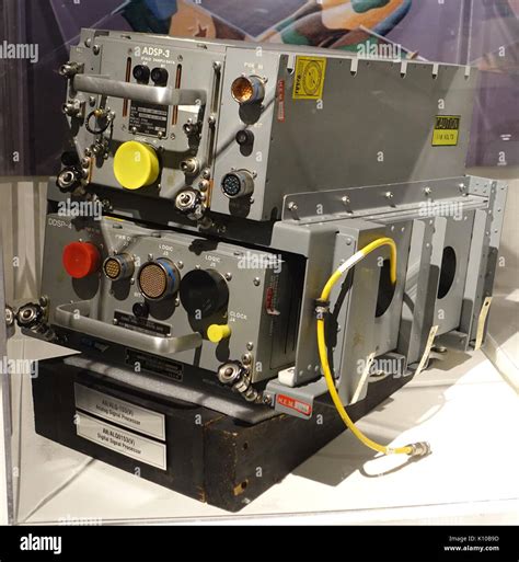An Alq 153v Analog Signal Processor Top With An Alq0153v Digical