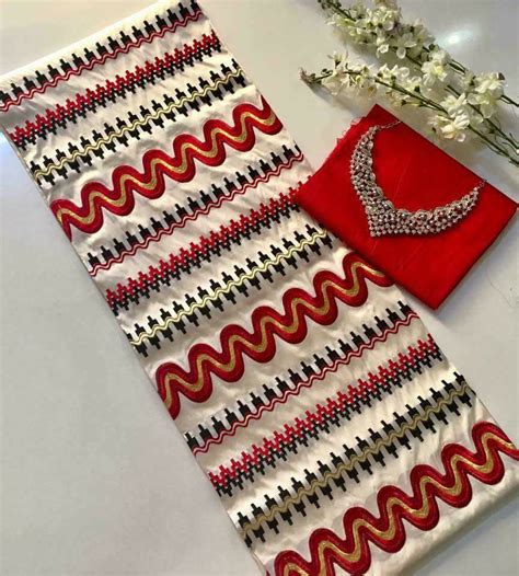 Uedc Myanmar တံခါး၊ကြွေပြားနှင့် အိမ်ဆောက်ပစ္စည်း အမျိုးမျိုး ဖြန့်ချီရေး Size 38” 81