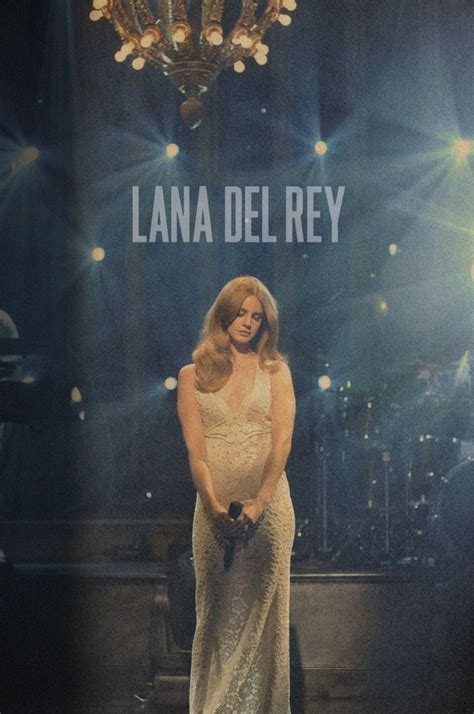 Lana Del Rey Performing Poster Muur Artiesten Wallpaper Achtergronden