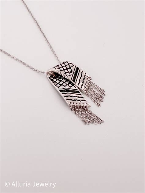 A Kuffieh Scarf Palestine Necklace – Alluria Jewelry