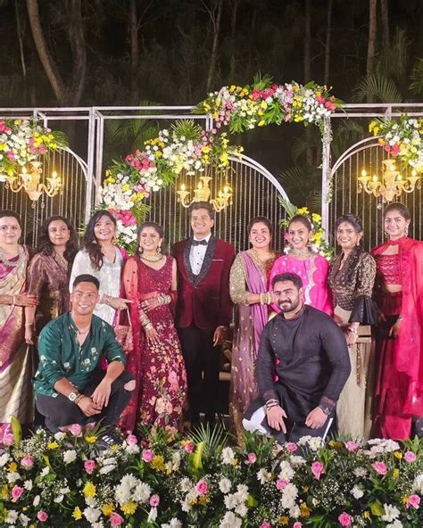 Anitha Vijayakumar நீங்க டாக்டரா இல்ல ஆக்டரா 50 வயதிலும் 25 வயசு