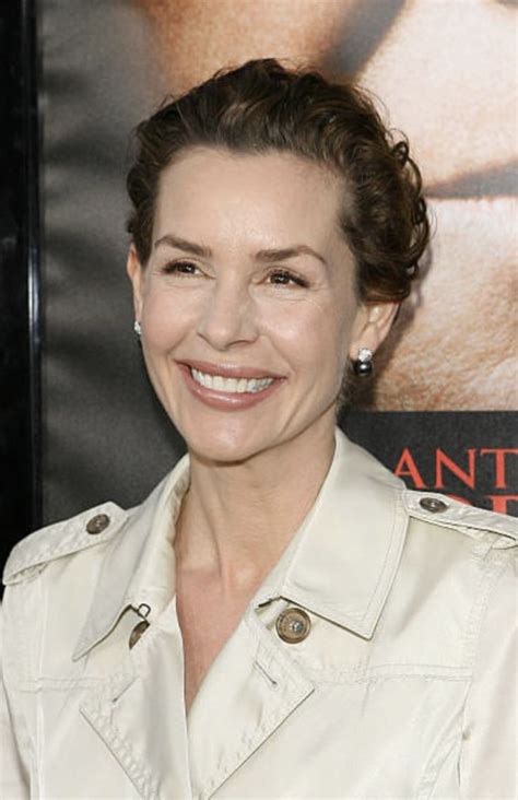 Pin By Fenty On Ms H Embeth Davidtz Actresses Miss Honey