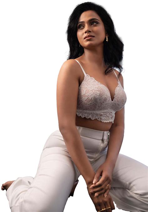 ramya pandian actor actress images news