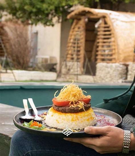 رستوران باغ دربار در کرمانشاه