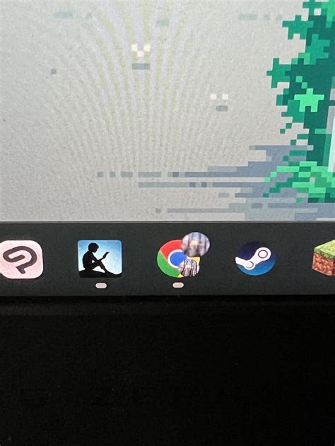 why does this happen to my taskbar r chrome