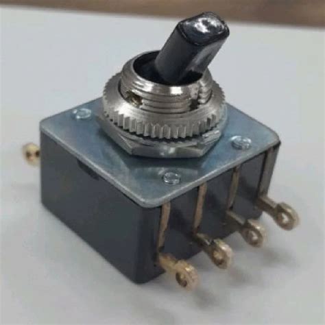 Metal DPDT Toggle Switch ON OFF 230V At Best Price In Ludhiana ID 2851682794512