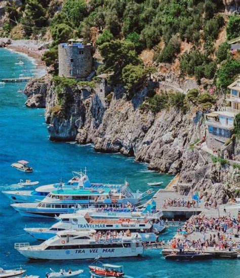 Beautiful Boat Tour Along The Amalfi Coast