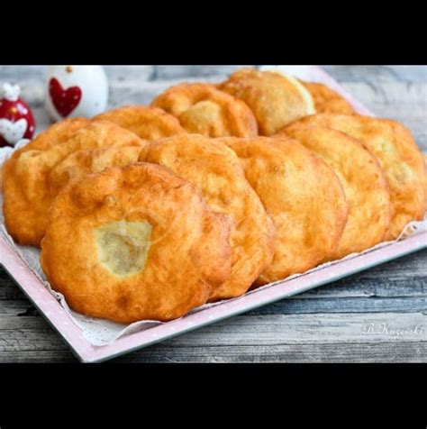 Чудни мекици с кисело мляко от хладилника само вадиш и пържиш в тигана Пухкави и мекички