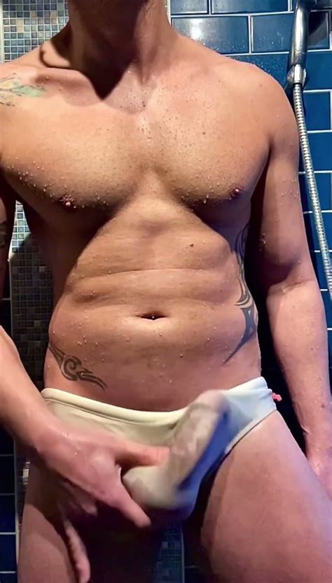 Huge Wet Speedo Bulge Play