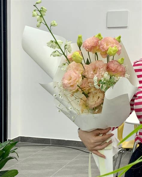 변치 않는 사랑 이라는 꽃말을 가진 리시안셔스💕 때문에 순천꽃집 로에플레르 Florist 서송희