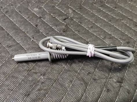 Tektronix P6028 Scope Probe Used Tip Screw On Model Ineedths